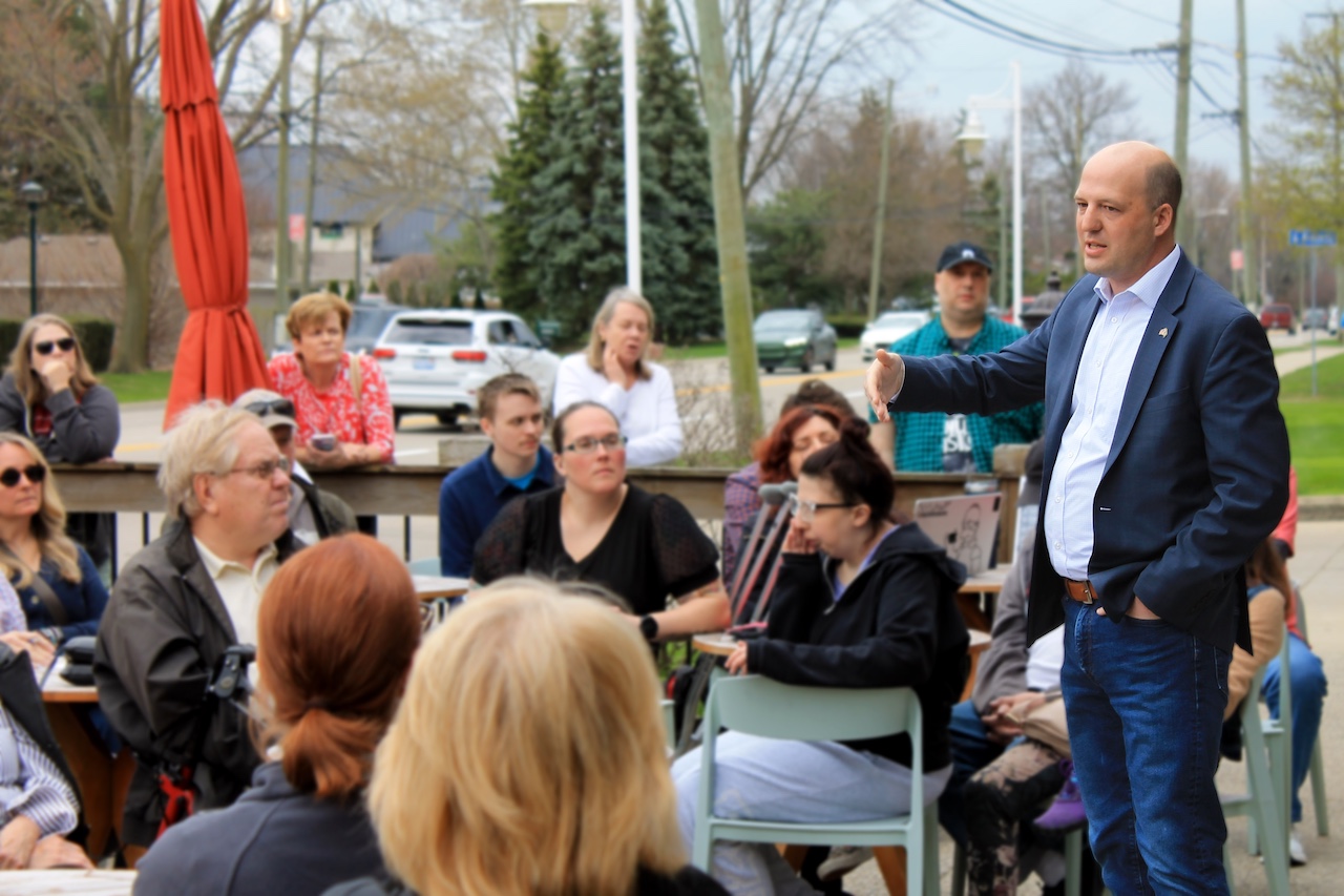 Turning Community Connections into Legislative Action - Senator Kevin ...